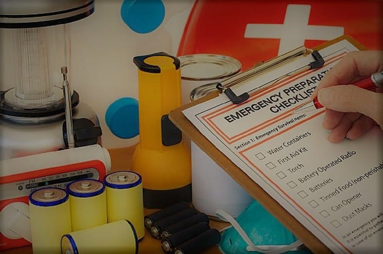 Short-Term Emergency Survival Kit - Survivior - How to survive a ...